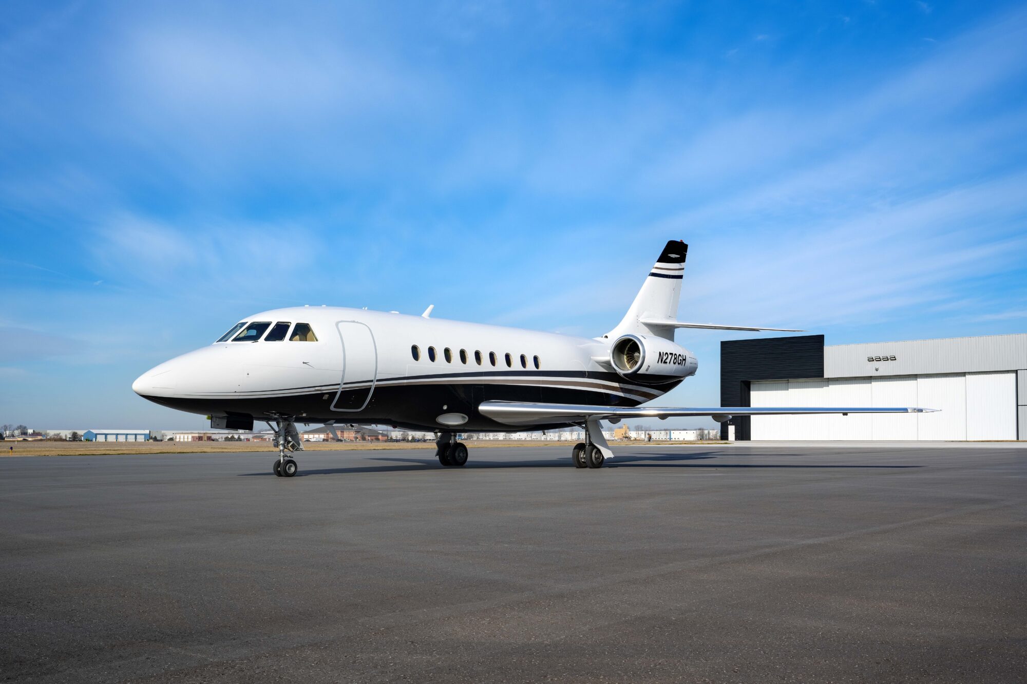 Falcon 2000 | Jet Access